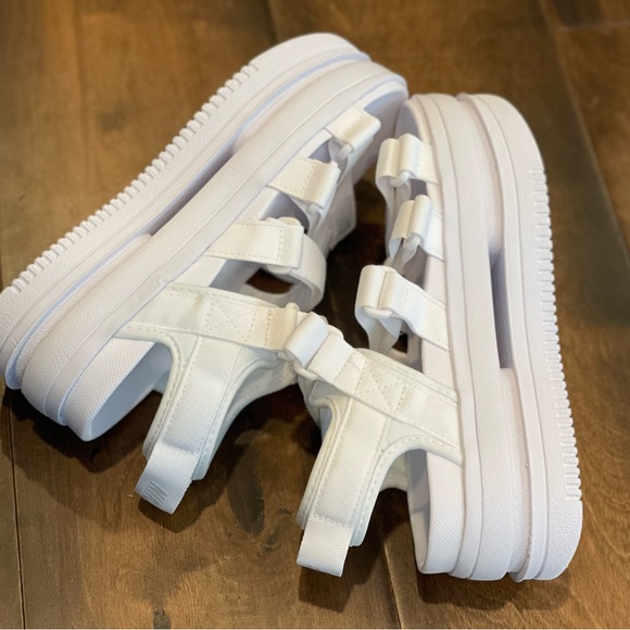 Nike | Shoes | Nike Icon Classic Platform Sandal Nwot | Poshmark